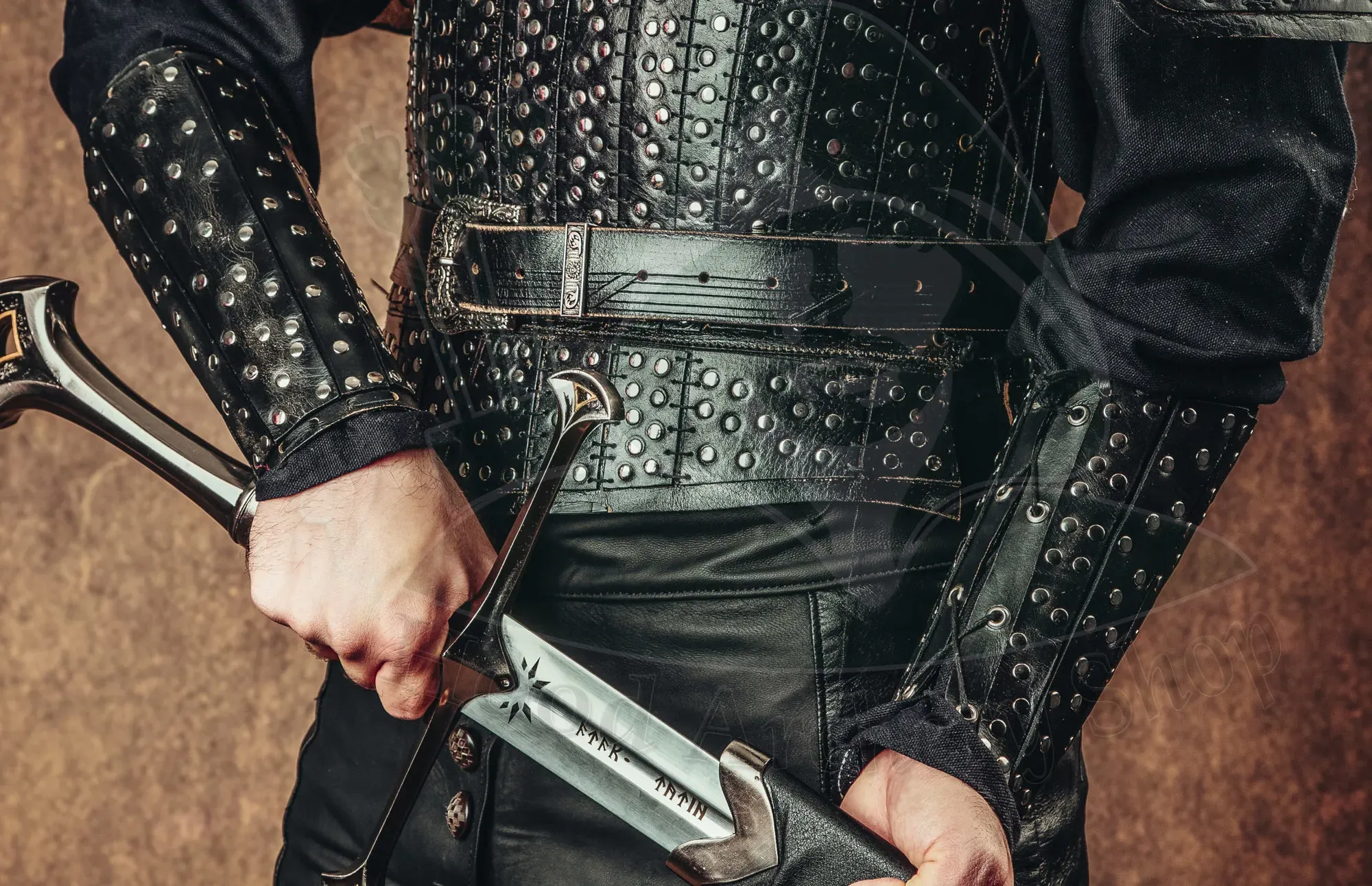 Archery Shop Traditional Horseback Archery Turkish Bow Leather Armor ...